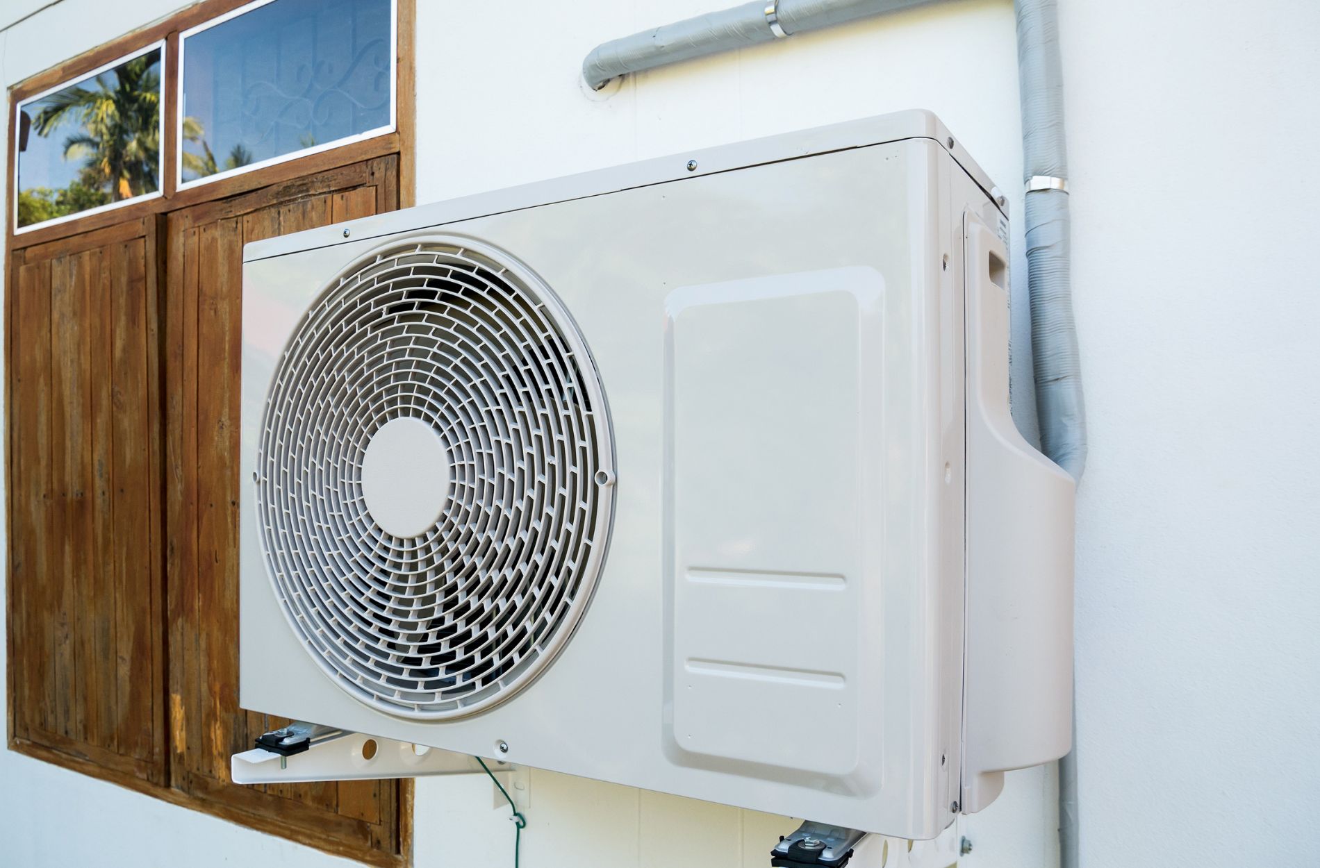 Choosing a Ductless AC System | Midland Heating